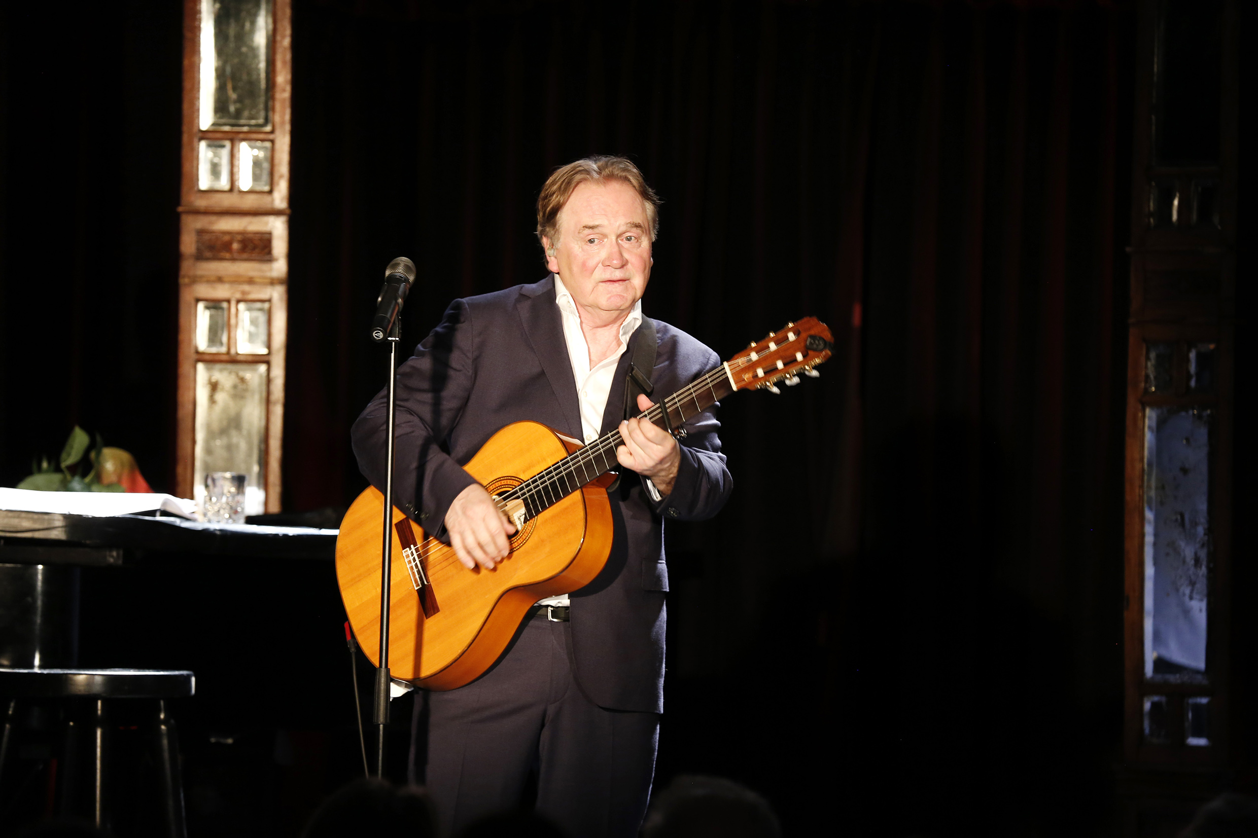 Klaus Hoffmann - Klaus Hoffmann singt Brel | Bar jeder Vernunft Berlin